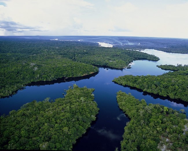 Manaus-City: A rich city by the river